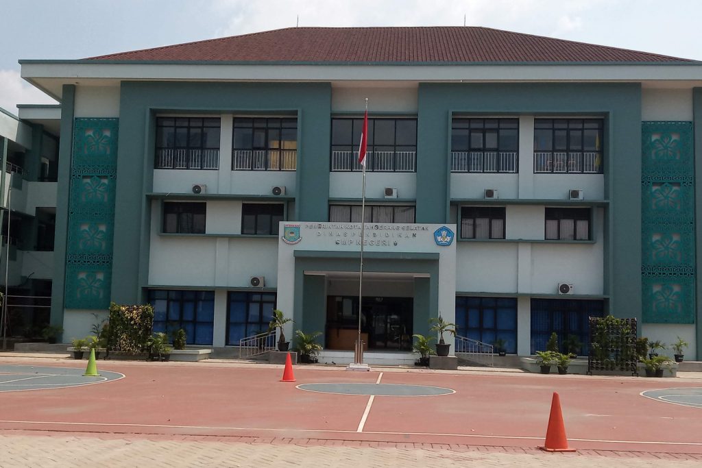 SMPN 8 Kota Tangerang Selatan – Website Informasi dan Layanan SMPN 8 ...